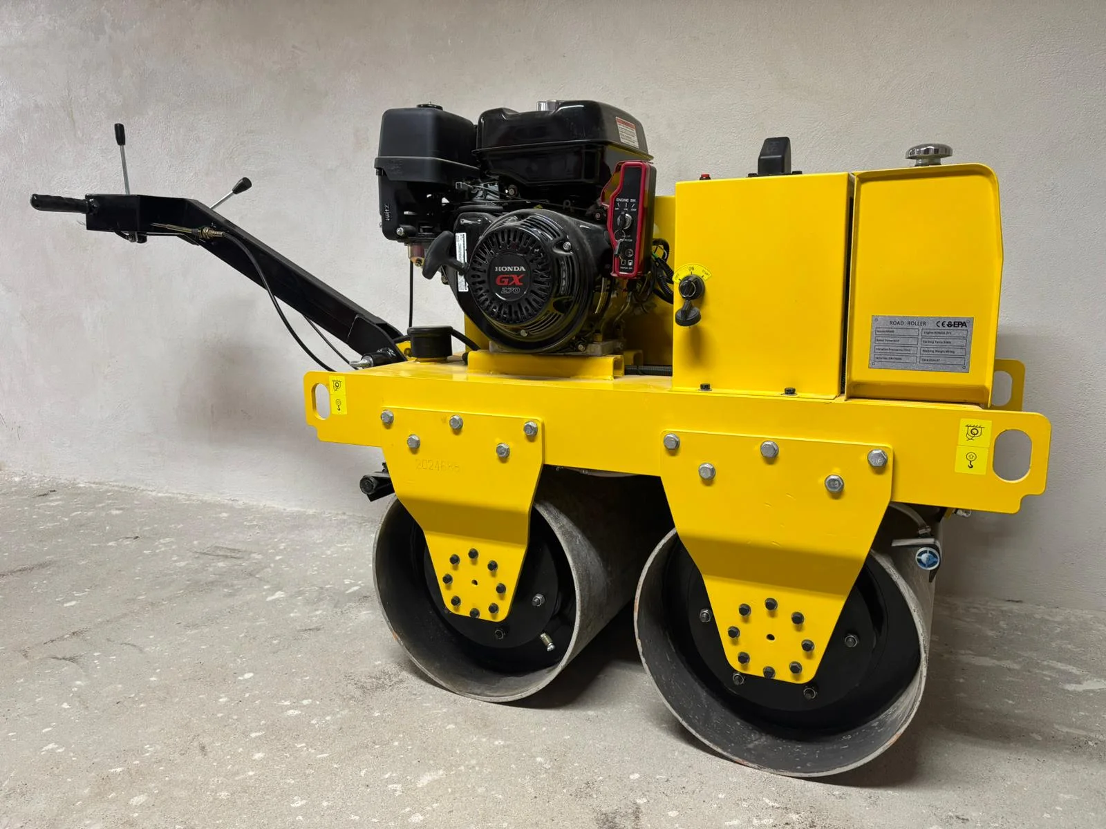 Cilindro Compactador 500kg (Honda) c/ Arranque Automático - STEELFORCE